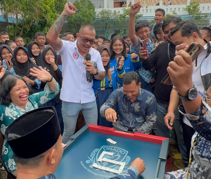 Permainan Domino Disosialisasikan di SMPN 30 Batam, Ribuan Siswa ...